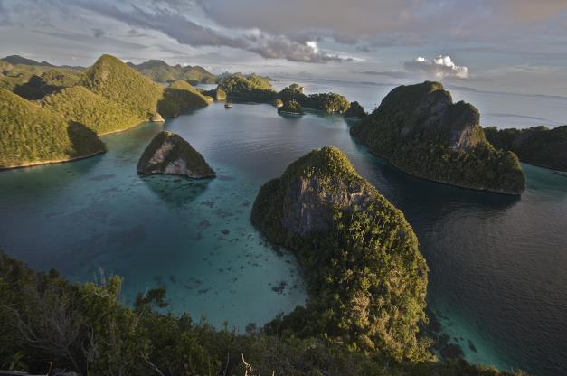 Länderinfo: Indonesien – Robinson im Netz